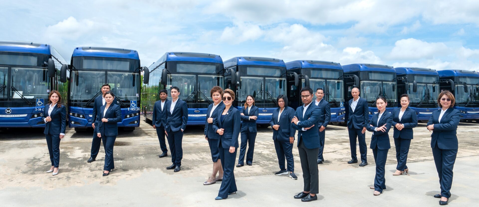 คณะผู้บริหาร – Thai smile Group